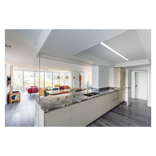 Key Biscayne Apt. 2 - Contemporary - Kitchen - Miami - by Home Interior ...
