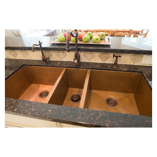 Kirby Kitchen - Traditional - Kitchen - Houston - by Windham ...