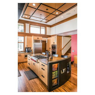 Kirkland WOW Factor - Contemporary - Kitchen - Seattle - by Lakeville ...