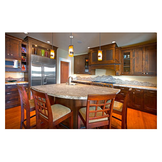 Kiro Concept House 1 - Traditional - Kitchen - Seattle - by Solo Design ...