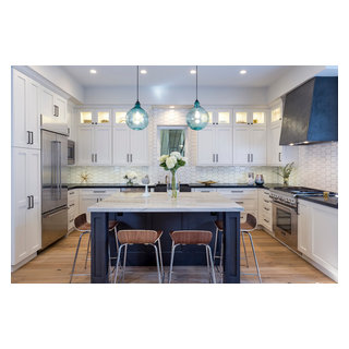 kitchen 128 - Traditional - Kitchen - Los Angeles - by Savvy Kitchens ...