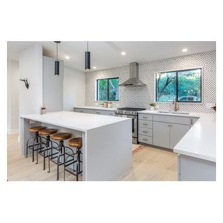Kitchen - Contemporary - Kitchen - Austin - by Alchemy Builders | Houzz