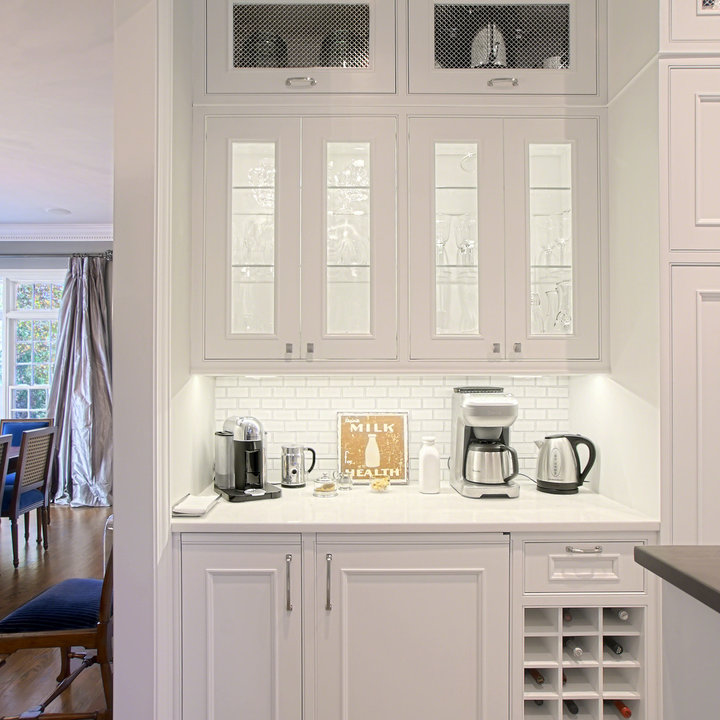 Small Butler Pantry - Photos & Ideas | Houzz