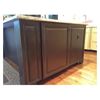 Kitchen Cabinets - Farmhouse - Kitchen - Philadelphia - by TCM Finishes ...