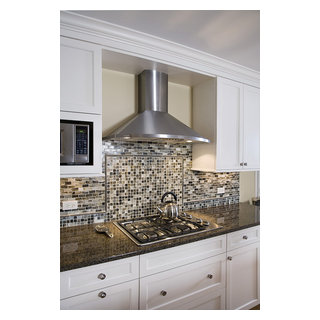 Kitchen Chimney Hood & Backsplash Detail - Contemporary - Kitchen ...