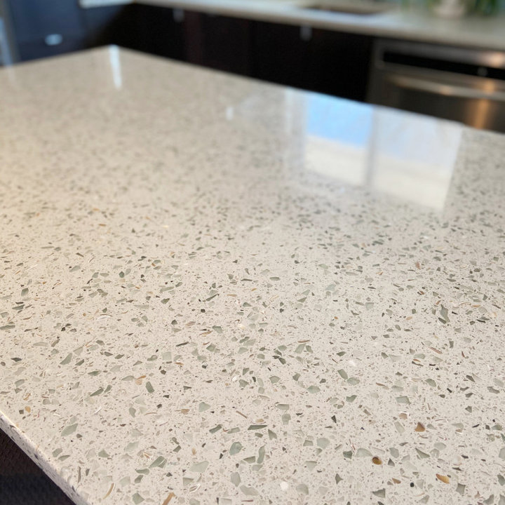 Curava Glass Countertop - Photos & Ideas | Houzz