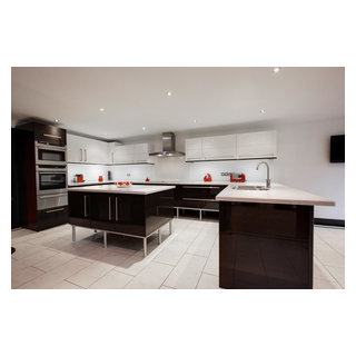 Kitchen, Hertfordshire - Contemporary - Kitchen - London - by Reform ...