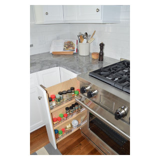 Kitchen Hudson Ohio - Traditional - Kitchen - Cleveland - by Studio 76 ...