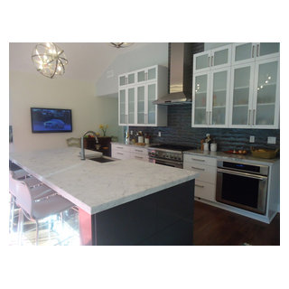 Kitchen - Modern - Kitchen - New York - by Ideal Tile of Stamford | Houzz