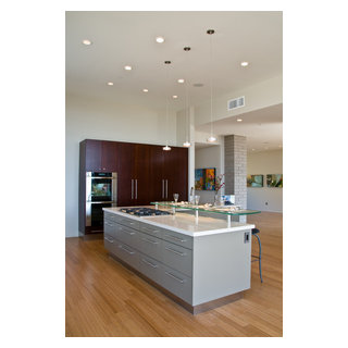 kitchen island and appliances in wood millwork by Homeworks, Tucson AZ ...