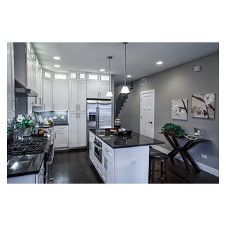 Kitchen - Modern - Kitchen - Chicago - by MK Construction & Builders ...