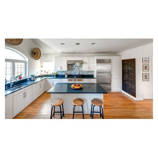 Kitchen - Contemporary - Kitchen - DC Metro - by Pari Darvish | Houzz