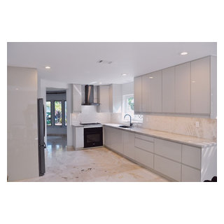 Kitchen - Pompano Beach, Florida - Modern - Kitchen - Miami - by In ...