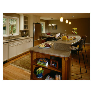 Kitchen - Traditional - Kitchen - Seattle - by Potter Construction Inc ...