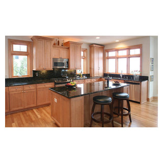 Traditional Kitchen - Traditional - Kitchen - Milwaukee | Houzz