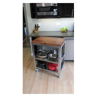 Kitchen Rolling Butcher Block - Contemporain - Cuisine - Chicago | Houzz