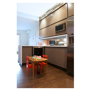 Kitchen - Modern - Kitchen - Toronto - by Roundabout Studio Inc. | Houzz