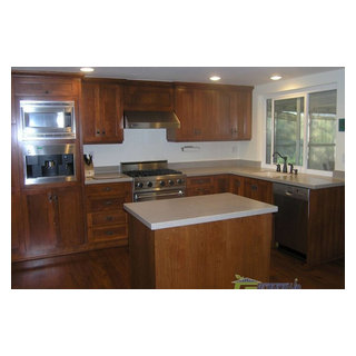 Kitchen Silver Lake - Traditional - Kitchen - Los Angeles - by Ground ...