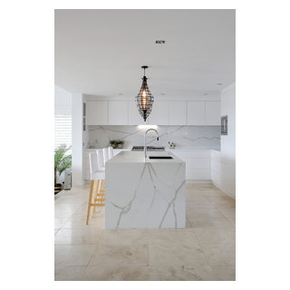 Kitchen with Calacatta Blanco by CTI Kitchens & Designer Joinery ...