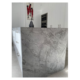 Kitchen with Stunning Stone Island Bench - Modern - Kitchen - Melbourne ...