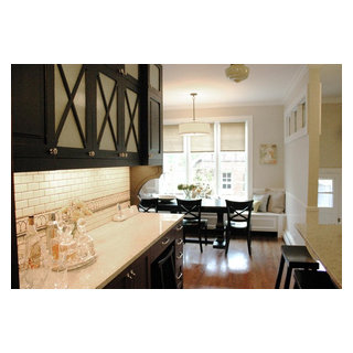 KitchenLab - Traditional - Kitchen - Chicago - by KitchenLab Interiors ...