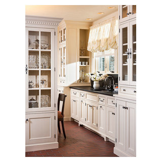 Kitchens - Farmhouse - Kitchen - Other - by Samuelson Cabinets, LLC | Houzz