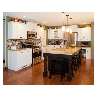 Koch Cabinets - Traditional - Kitchen - New York - by Kinetic Kitchen ...