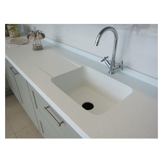KRION Kitckens Worktop - Contemporary - Kitchen - Glasgow - by KRION ...