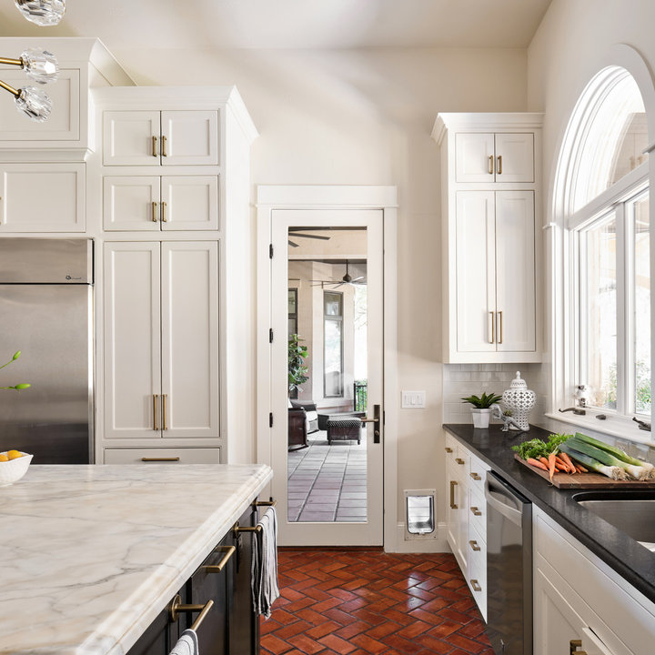 Iron Ore Kitchen Cabinets - Photos & Ideas | Houzz