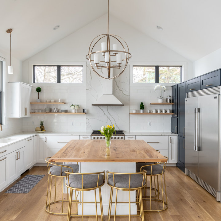Lake House Kitchens - Photos & Ideas | Houzz