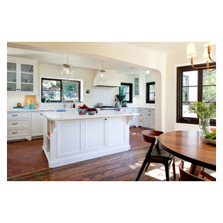 Lake View - Mediterranean - Kitchen - Los Angeles - by JWT Associates ...