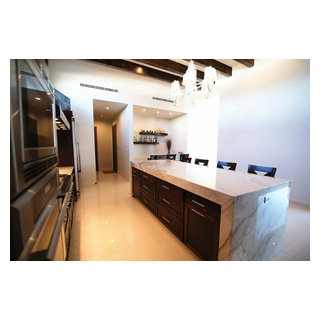 LAREDO: TAJ MAHAL QUARTZITE - Modern - Kitchen - Austin - by MARMOL Y ...