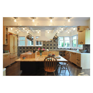 Large Eclectic Style Kitchen - Eclectic - Kitchen - Portland - by Beebe ...