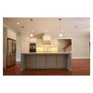 Large Front Porch Custom Home - Modern - Kitchen - Atlanta - by Hannon ...