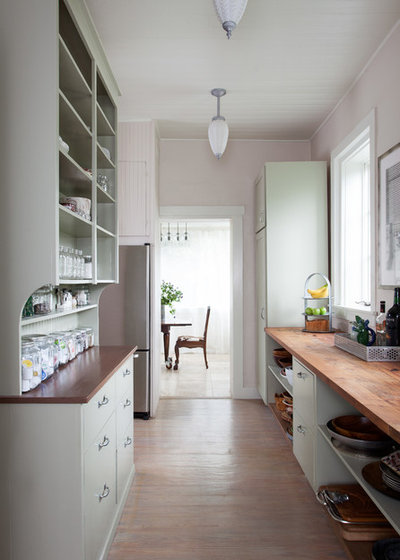 Houzz Tour: New Life for the Childhood Home of LBJ’s Mom