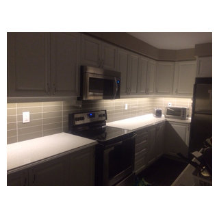LED Strip Lights in a Modern Kitchen - Modern - Kitchen - Toronto - by ...