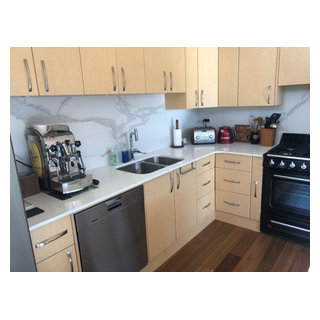 Leo and Rhonda's kitchen renovation. - Traditional - Kitchen - Canberra ...