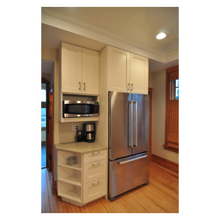 Lincoln Square Kitchen - Traditional - Kitchen - Chicago - by Habitar ...