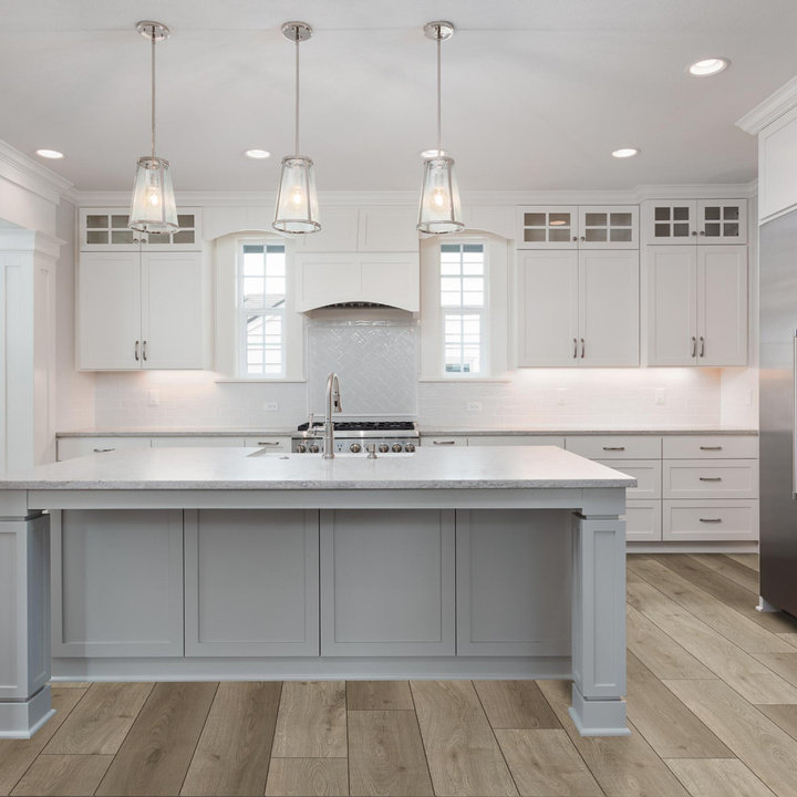 Luxury Vinyl Plank Flooring Ideas - Photos & Ideas | Houzz
