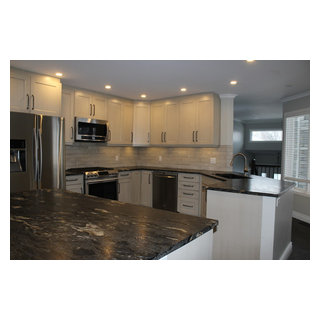 Linen kitchen with leathered granite island and countertops - Modern ...