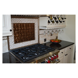 Livermore Showroom kitchen - Traditional - Kitchen - San Francisco - by ...