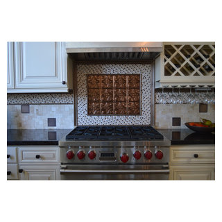 Livermore Showroom kitchen - Traditional - Kitchen - San Francisco - by ...