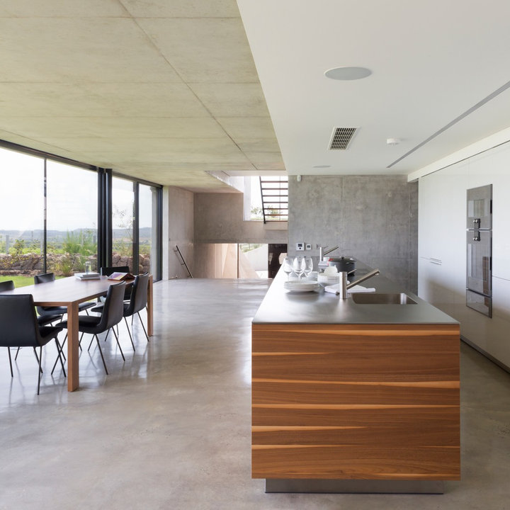 Long Kitchen Island | Houzz