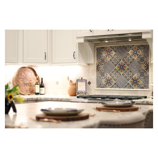 Longridge Kitchen - Transitional - Kitchen - Houston - by Rhonda ...