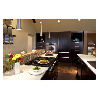 Lord Design - Beach Style - Kitchen - Portland - by Lord Design | Houzz