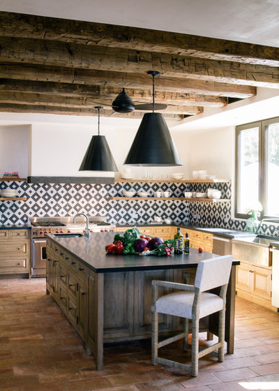 Your Guide to a Mediterranean-Style Kitchen