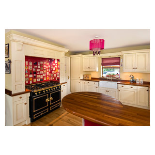 Lough Derg - Traditional - Kitchen - Other - by Hausmann Kitchens | Houzz
