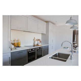Luxury Surrey Kitchen with Island - Traditional - Kitchen - Surrey - by ...