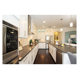 M/I Homes of Tampa: Laurel Vista - Grandsail III Model - Traditional ...