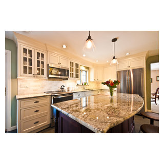 Manchester, North End - Traditional - Kitchen - Boston - by The Muir ...